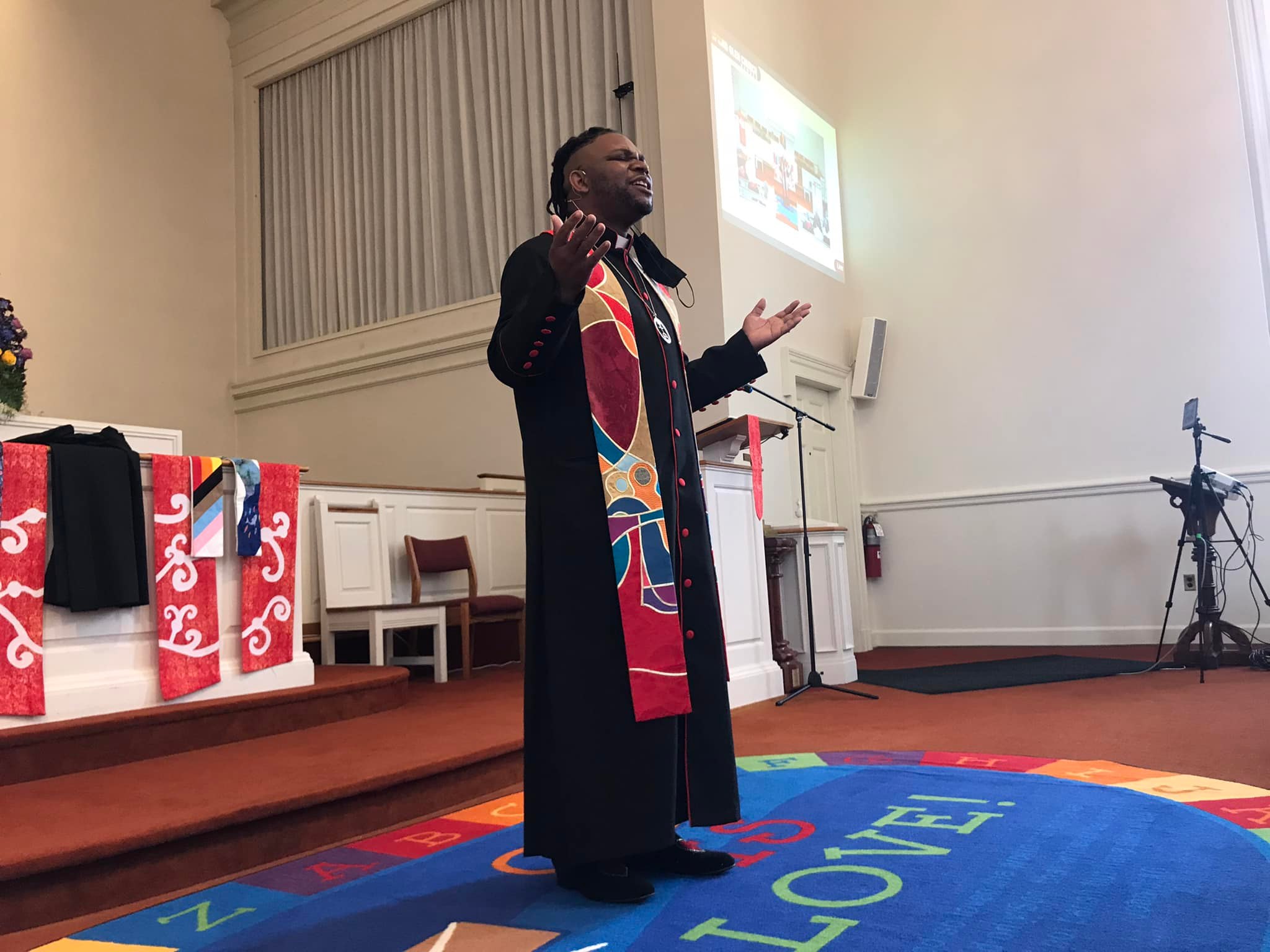 About the UCC – Spring Glen Church