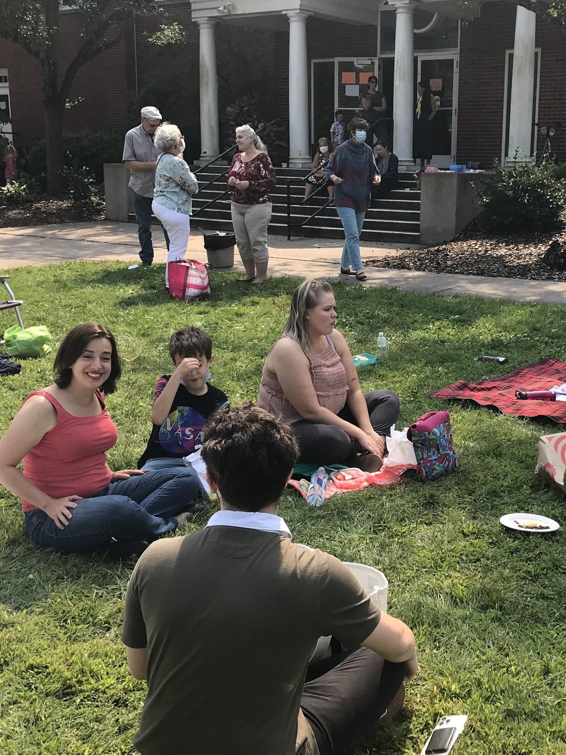 lawn-picnic – Spring Glen Church